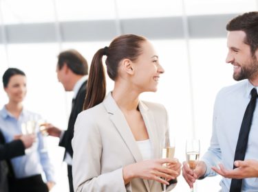 Practice Speaking the Dialogues - Learn English with lingoneo